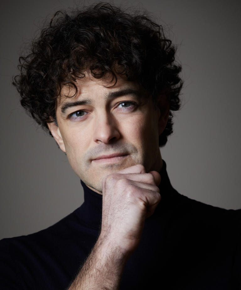 Barnum UK Tour Tickets | Lee Mead Stars in 2026 Musical - Artspod